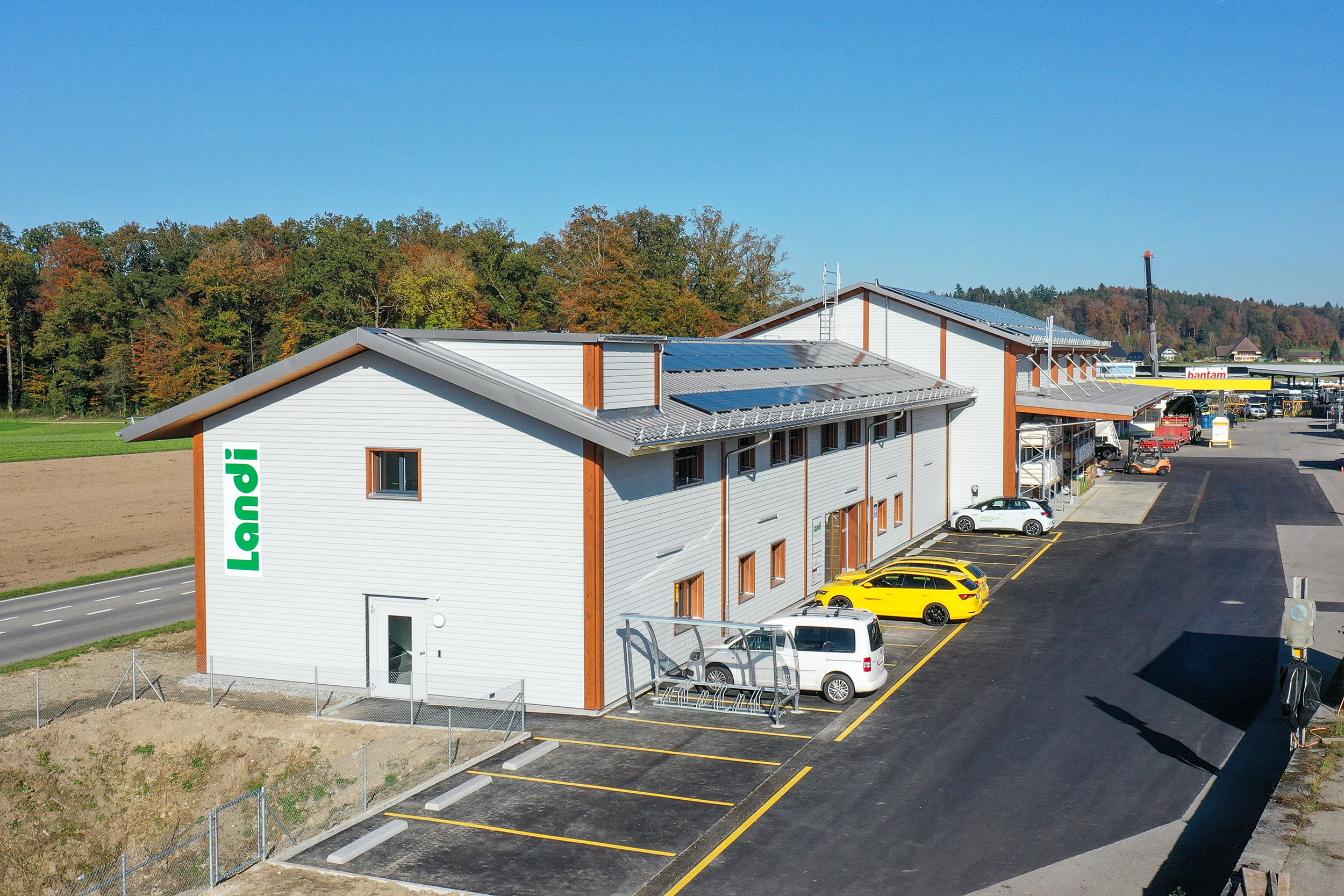 Agrarcenter, LANDI Moossee Genossenschaft, Hindelbank BE | Strüby ...